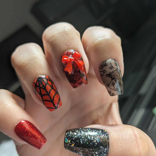 LEAFIN' AROUND | Cute Colorful 3d Bug Press on Nails With Dew Drops and ...