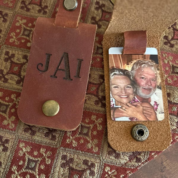 Personalized Wood Phone Stand Keychain - Etsy