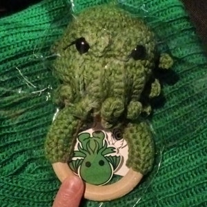 Baby Green Alien Crochet Rattle Baby Grogu Nursery Gift Space Wars Baby ...
