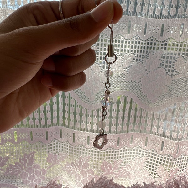 Simple Phone Charm Dainty Keychains, White Pearl Simple Coquette Y2k ...