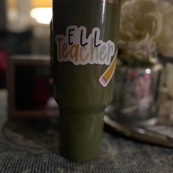 Crayon Box Sticker, Vinyl Sticker, Teacher Gift, Crayon Crayons ...