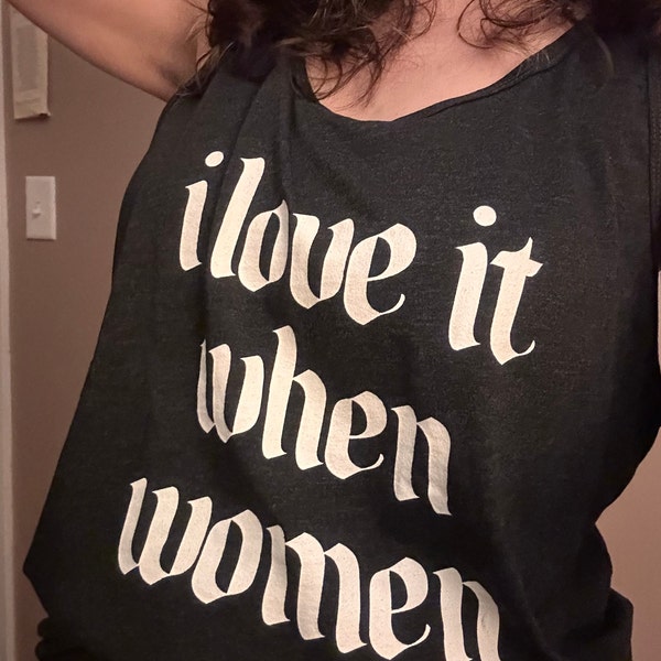 I Love It When Women, Sapphic Tank, WLW, Subtle, Lesbian Pride, Bi ...