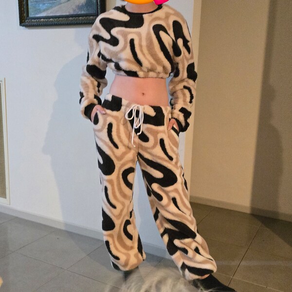 Sweatshirt for Women Sewing Pattern, Crop Sweatshirt Pattern PDF, Women ...