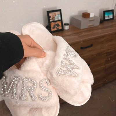 Fluffy Mom Slippers, Mothers Day Gift, Gift for Mother, Super Mom ...