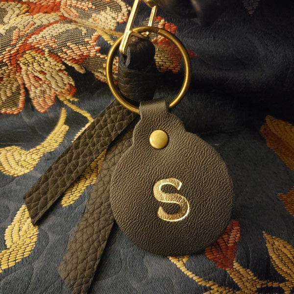 Custom Leather Circle Key Fob. Monogrammed Personalized Full Grain ...