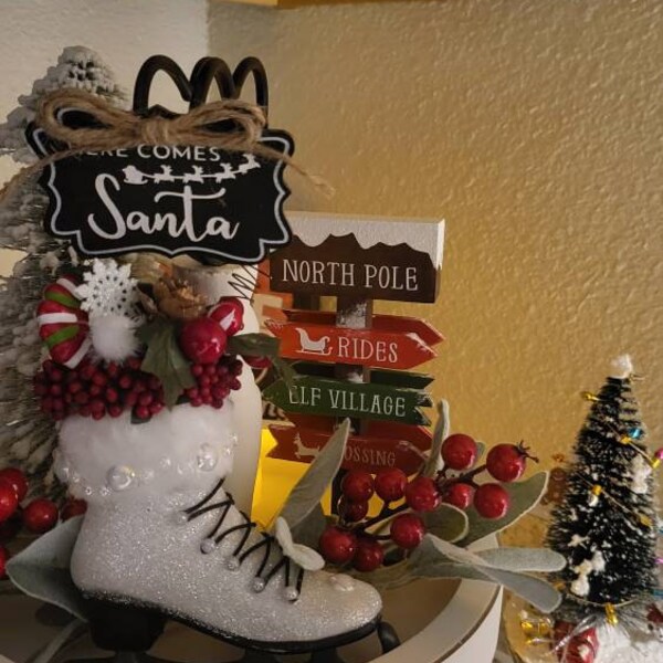 North Pole Crossing Post Sign / Santa's Workshop Sign Post / Christmas ...