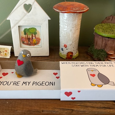 Felt Frog With Balloon Magnets in a Matchbox Gift Cute - Etsy