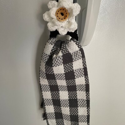 CROCHET PATTERN to Make a Wrap Around Towel Ring and Optional Flower ...