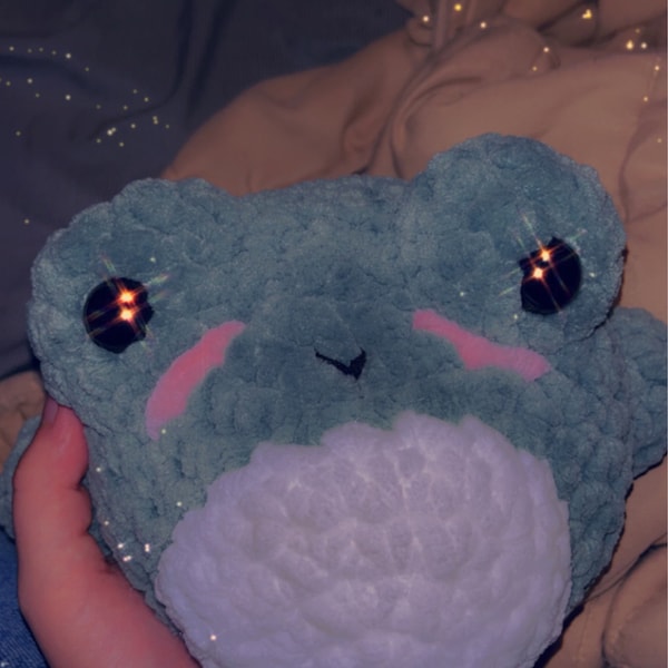 Large Fluffy Frog Squish, Gift for Frog Lovers, Fuzzy Crochet Frog ...