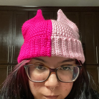 Two Tone Devil Horn Crochet Beanie / Color Block Demon Horned Beanie ...