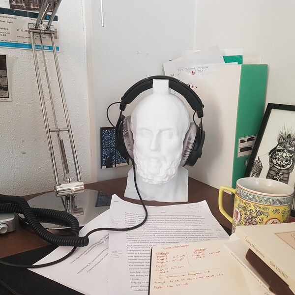 Aristotle Headphone Stand! Greek Headset Holder, Philosopher Like Hegel ...