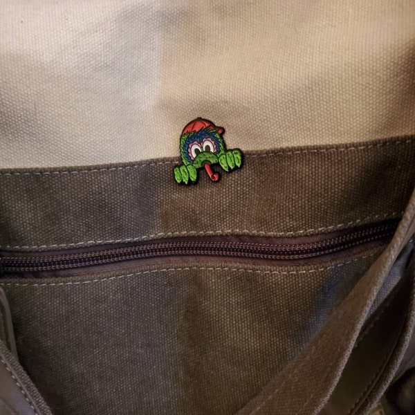 Peeping Phanatic Pin - Philadelphia Phillies, the Phanatic - Etsy