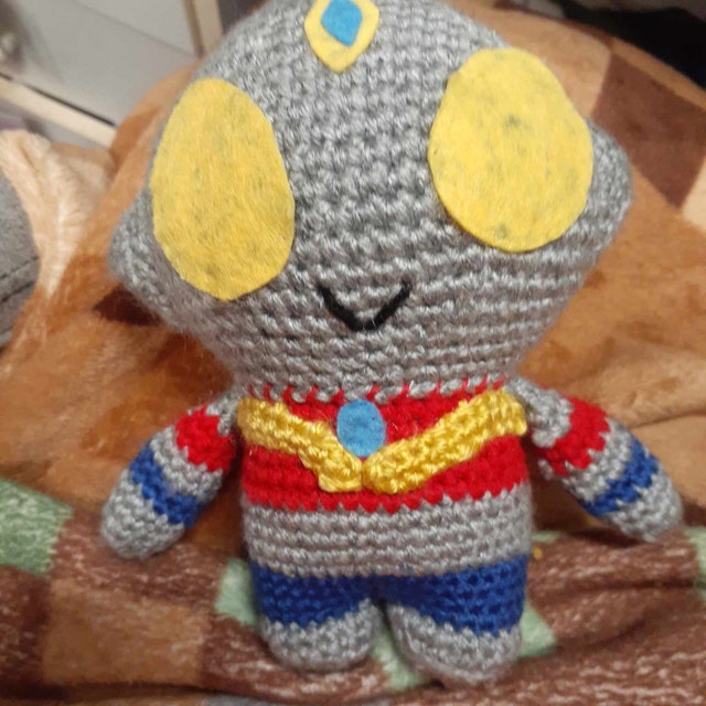 Ultraman Amigurumi Free Pattern