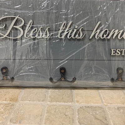 Key Holder for Wall / Personalized Key Hanger / New Home Sign / Family ...