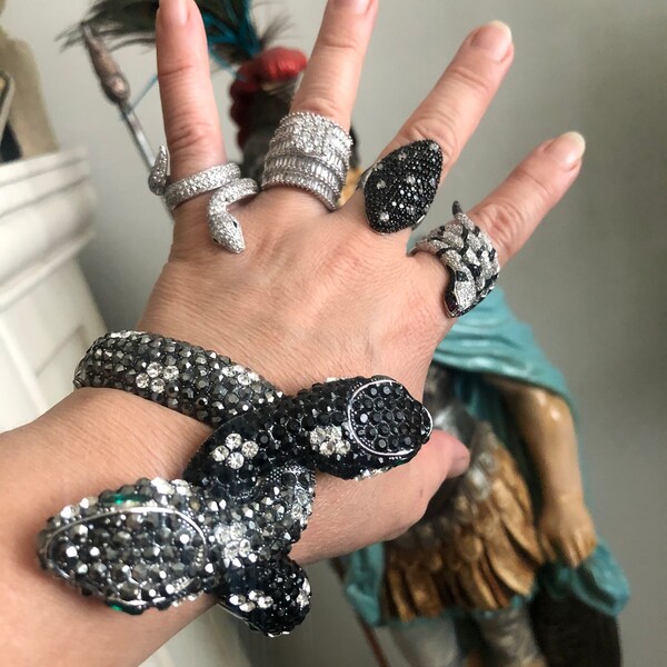 Set of 4 Imari Gohan Reds Rusts Yellows & Blues Oriental Design All ...