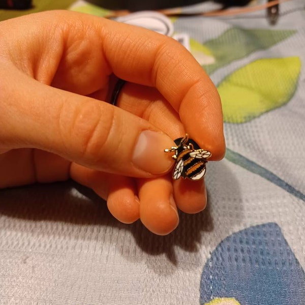 Mini Bee Pin, Tiny Gold Hard Enamel Honeybee Lapel Pin Badge, Nature ...
