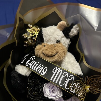 Eternal Roses Bouquets 2 Dozens W/crown and Butterflies Ramo Buchon ...