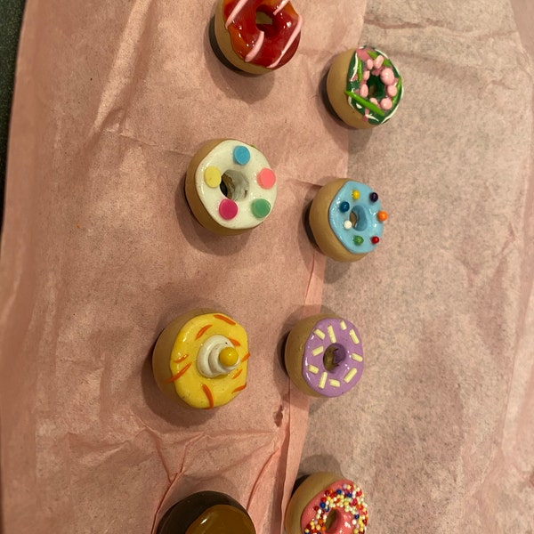 SET OF 4 Donut Magnets – Handmade Polymer Clay Doughnut Fridge Magnets ...