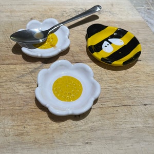 Set of Strawberry & Daisy Spoon Rest, Handmade Ceramic Tea Spoon Holder ...