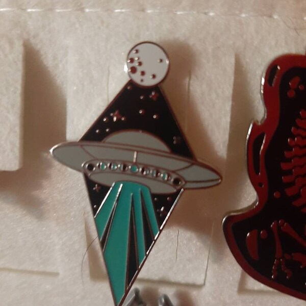 GLOW in the DARK UFO Pin, Moon Pin, Space Pin, Flying Saucer Pin, Glow ...