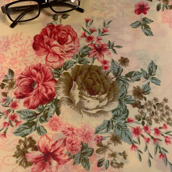 102" Dark Red & Light Coral Rose Floral EXTRA WIDE Percale Sheeting ...