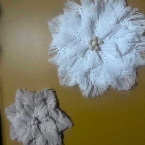 Macrame Flower | Wall Decor | Boho Decor | Home Decor - Etsy