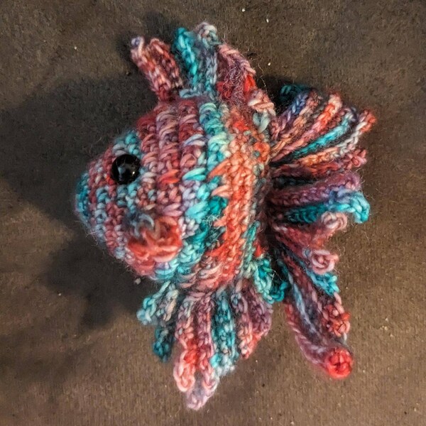 Mosaic Goldfish Crochet Pattern · Fish Amigurumi Tutorial Keychain ...