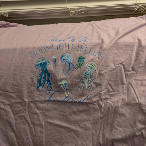 Very Demure Trendy Shirt, Mindful Cutesy Oversized Tee, Clean Girl ...