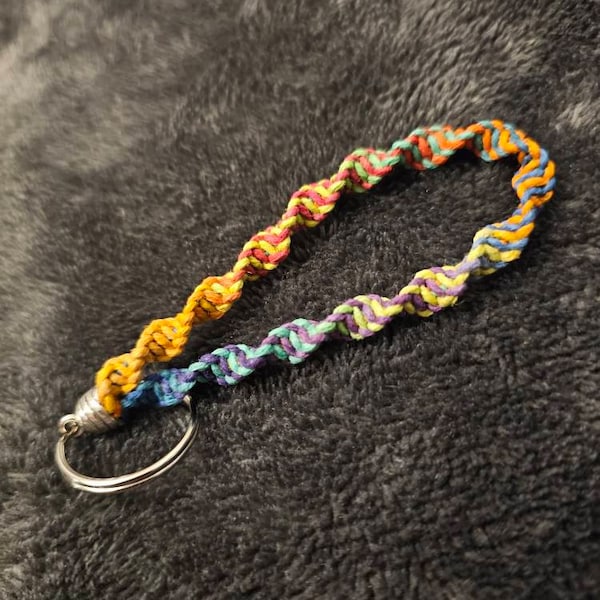 Mini Loop Keychain // Spiral Hemp Keychain - Etsy