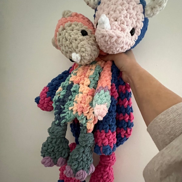 MINI Maven Monster Knotted Lovey — Crochet Monster PATTERN - Etsy