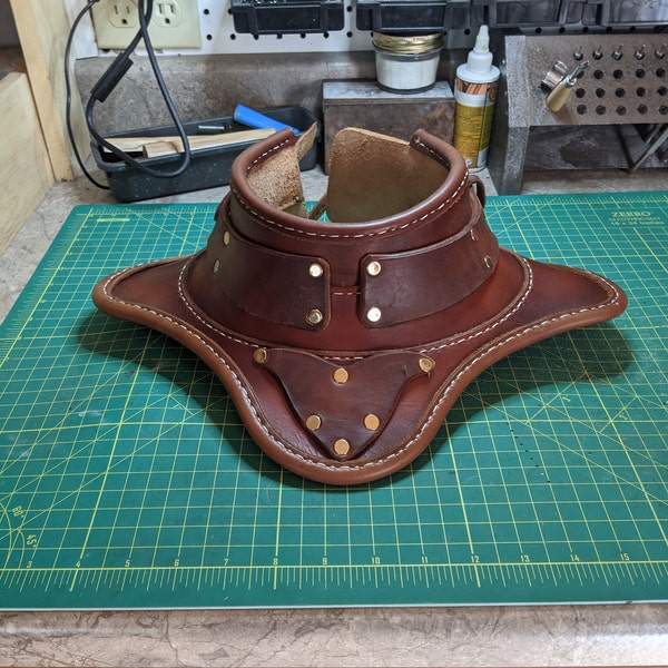 Gorget Pattern: Leather Neck Armor DIY (PDF and Video Guide) - Etsy