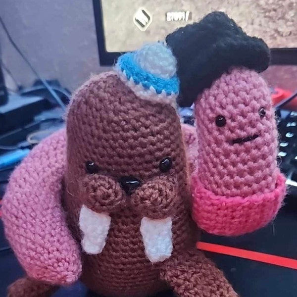 Amigurumi Zombie Bee Crochet Pattern. Fast, Fun & Easy to Make! Perfect ...