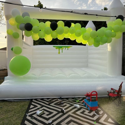 Green Slime Ooze Dripping Wall Decal Graphic. Kids Room Home Decor ...