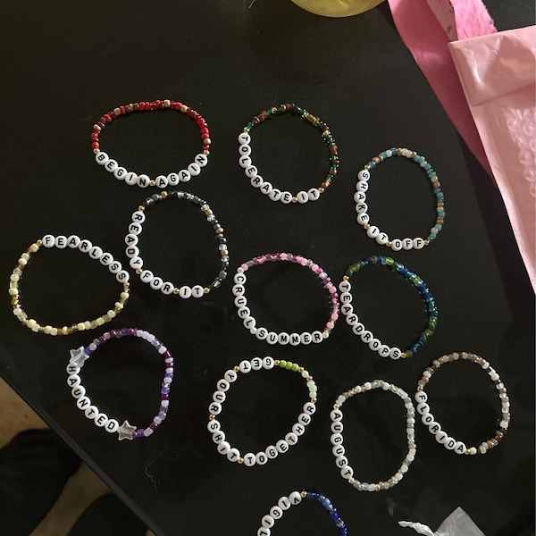 ERAS | UNHINGED Friendship Bracelets | Set of 10 Bracelets - Etsy