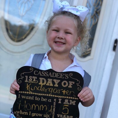 First Day of School Chalkboard, Kindergarten Sign, Back to School ...