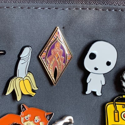 EYE Enamel Pin. - Etsy