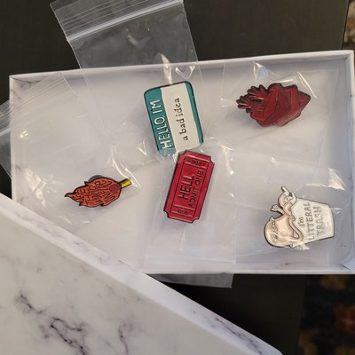 Multi-hand Embrace Red Heart Enamel Pin Badge Enamel Pins Set - Etsy