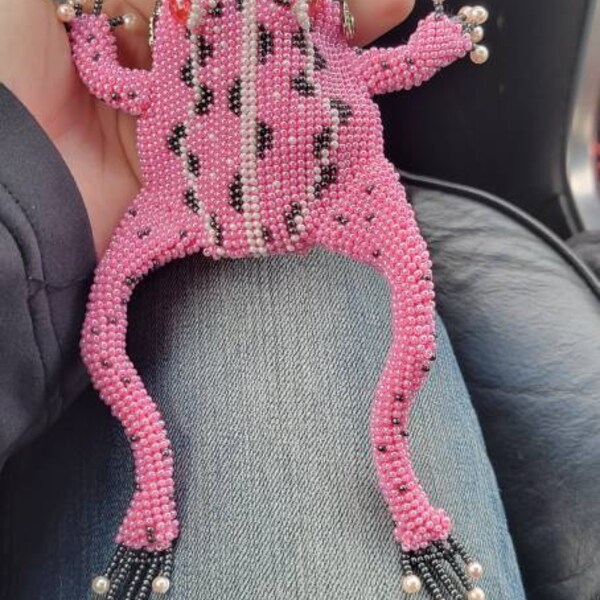 Knitted Beaded Keychain Wicker Frog Cute Souvenir Orange Beaded Frog ...