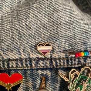 Asexual Pixel Pride Heart Pins Subtle Flag Badge Love Gift Button ...