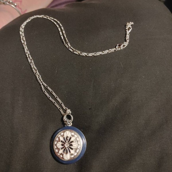 Vintage Style Locket Necklace- Antique Silver Tone/mandala/anniversary ...