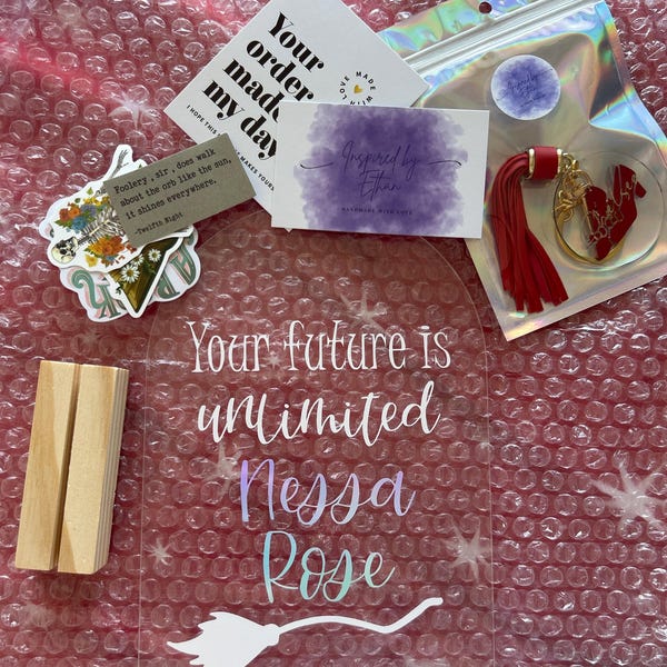 Acrylic Book Vase - ACOTAR A Court of Thorns and Roses - Etsy