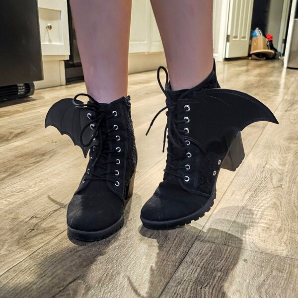 Boot Bat Wings Shoe Wings Laces Skate Black Creepy Halloween Gothic ...