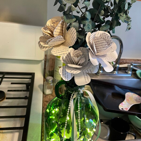 Book Roses, Book Page Flowers, Literary Gift, Bibliophile, Bookworm ...