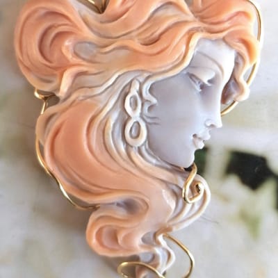 Pendant With Modern Cameo Fine Monufacturing - Etsy