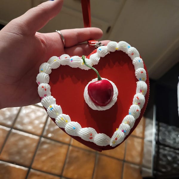 Kitty Fake Cake Heart Purse / Pink Heart Shaped Bag / Coquette ...
