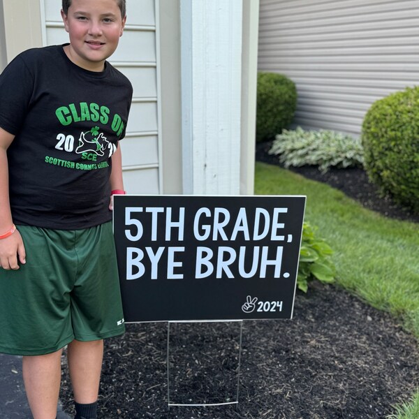 1st Day of Middle School Sign First Day of 6th Grade Sign 2024 Hello ...