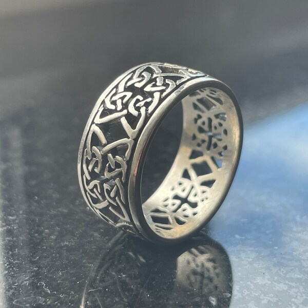 Sterling Silver Endless Knot Ring / Trinity Knot / Celtic Ring ...