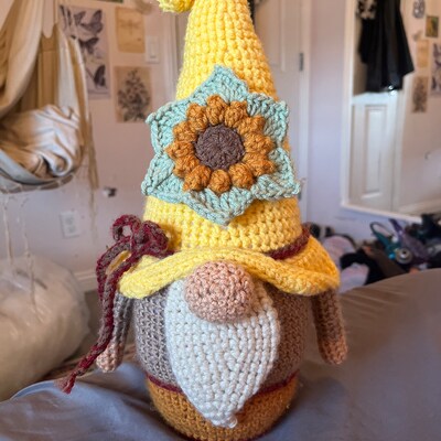 Crochet Patterns Flower Gnome, Easter Gnome, Sunflower Gnome, Crochet ...