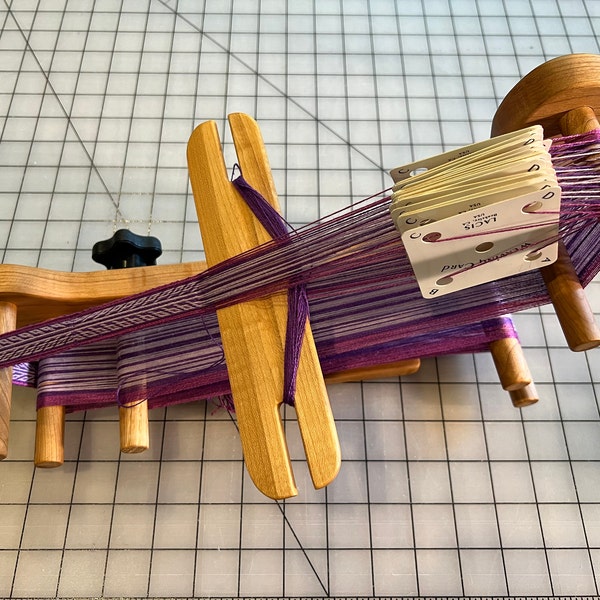 Loom-the Lute - Card Tablet Small Travel Sized Weaving Loom-makes 5 ...