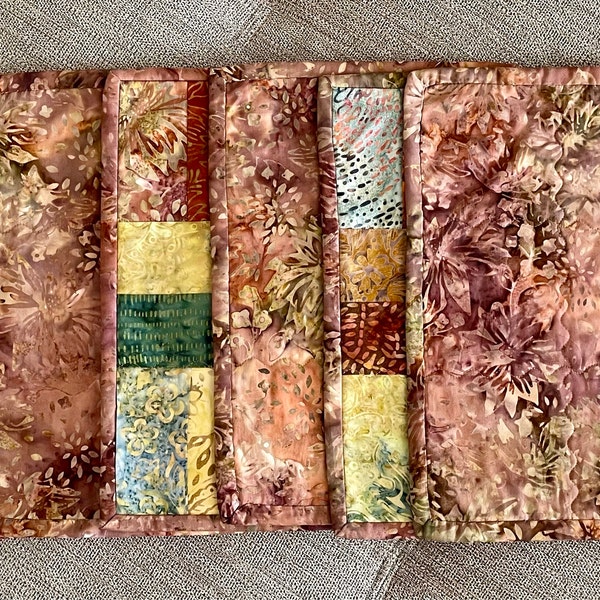 Floral Quilted Table Topper, Elegant Quilted Table Topper, Floral ...